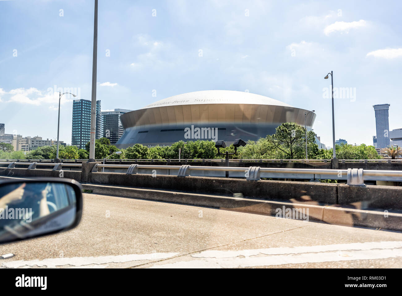 New orleans superdome exterior hi-res stock photography and images - Alamy