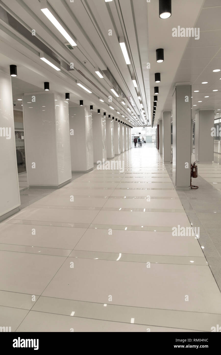 Airport floor hi-res stock photography and images - Alamy