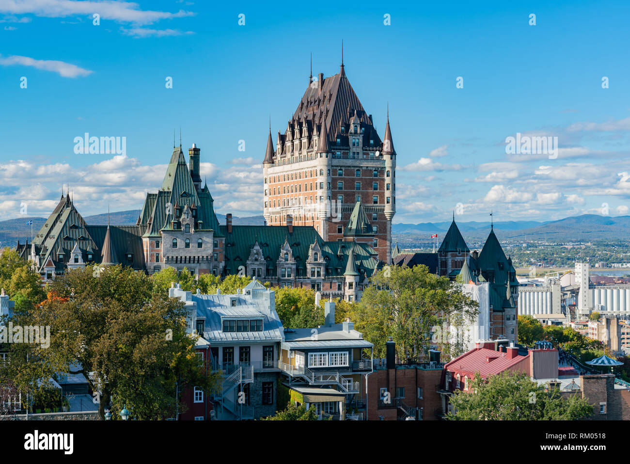 Le Chateau Frontenac Castle High Resolution Stock Photography and ...