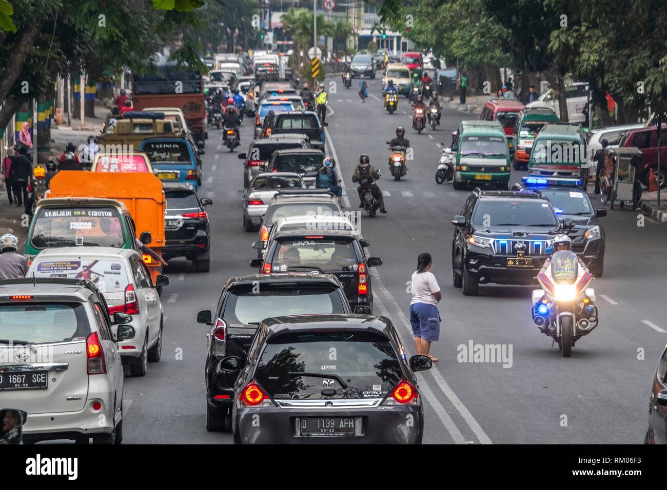 Indonesia city transport hi-res stock photography and images - Alamy