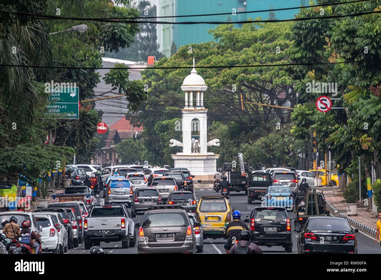 Traffic jam in bandung hi-res stock photography and images - Alamy