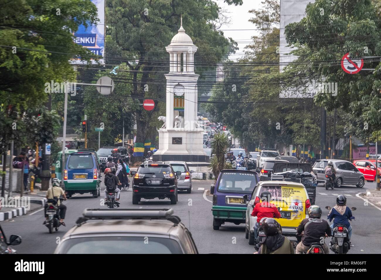 Traffic jam in bandung hi-res stock photography and images - Alamy