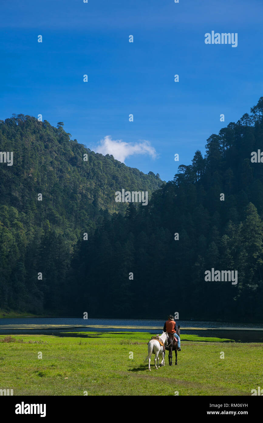 Outdoor cowboy scene hi-res stock photography and images - Alamy