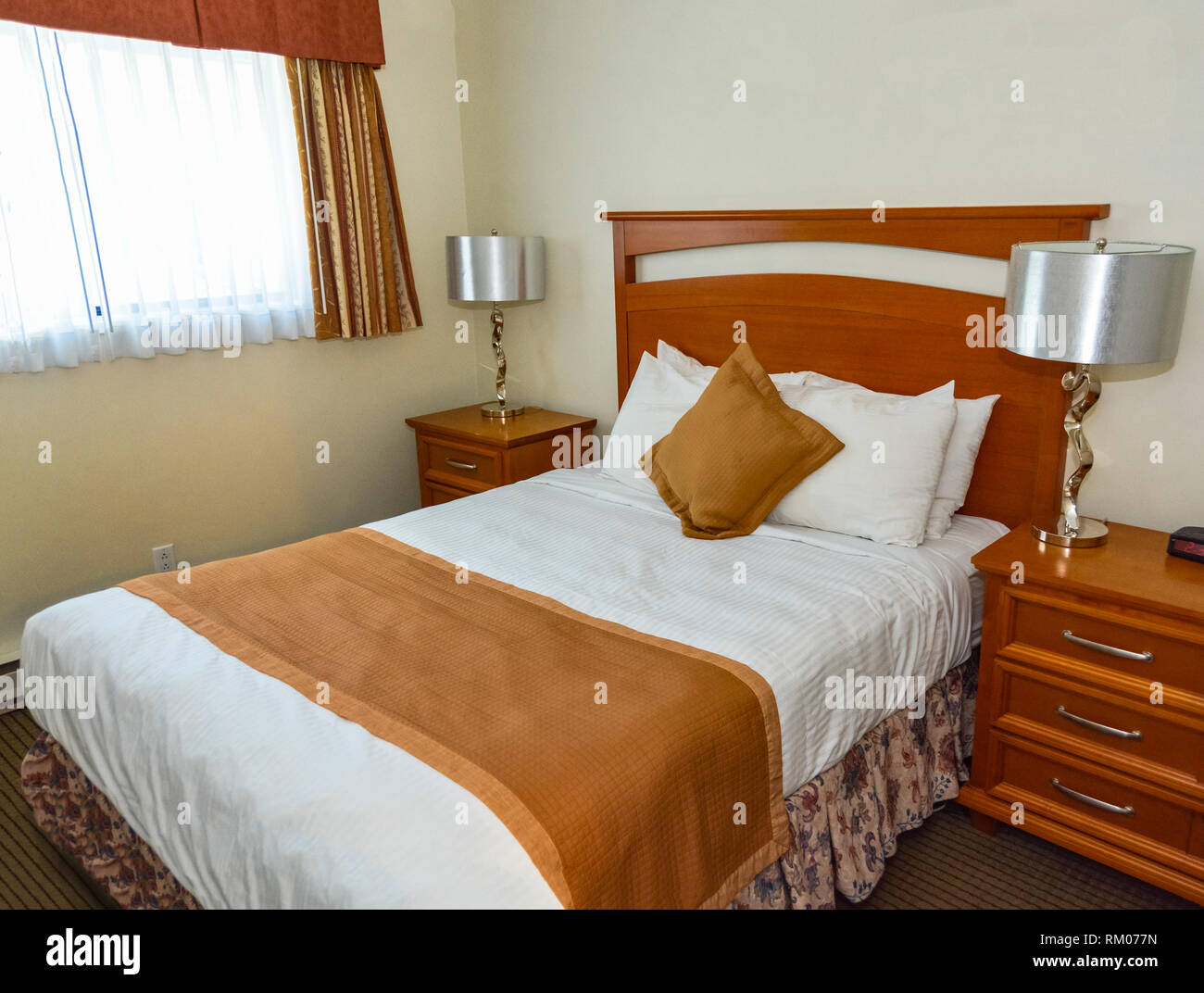 Modern double bed with bedside tables hi-res stock photography and ...