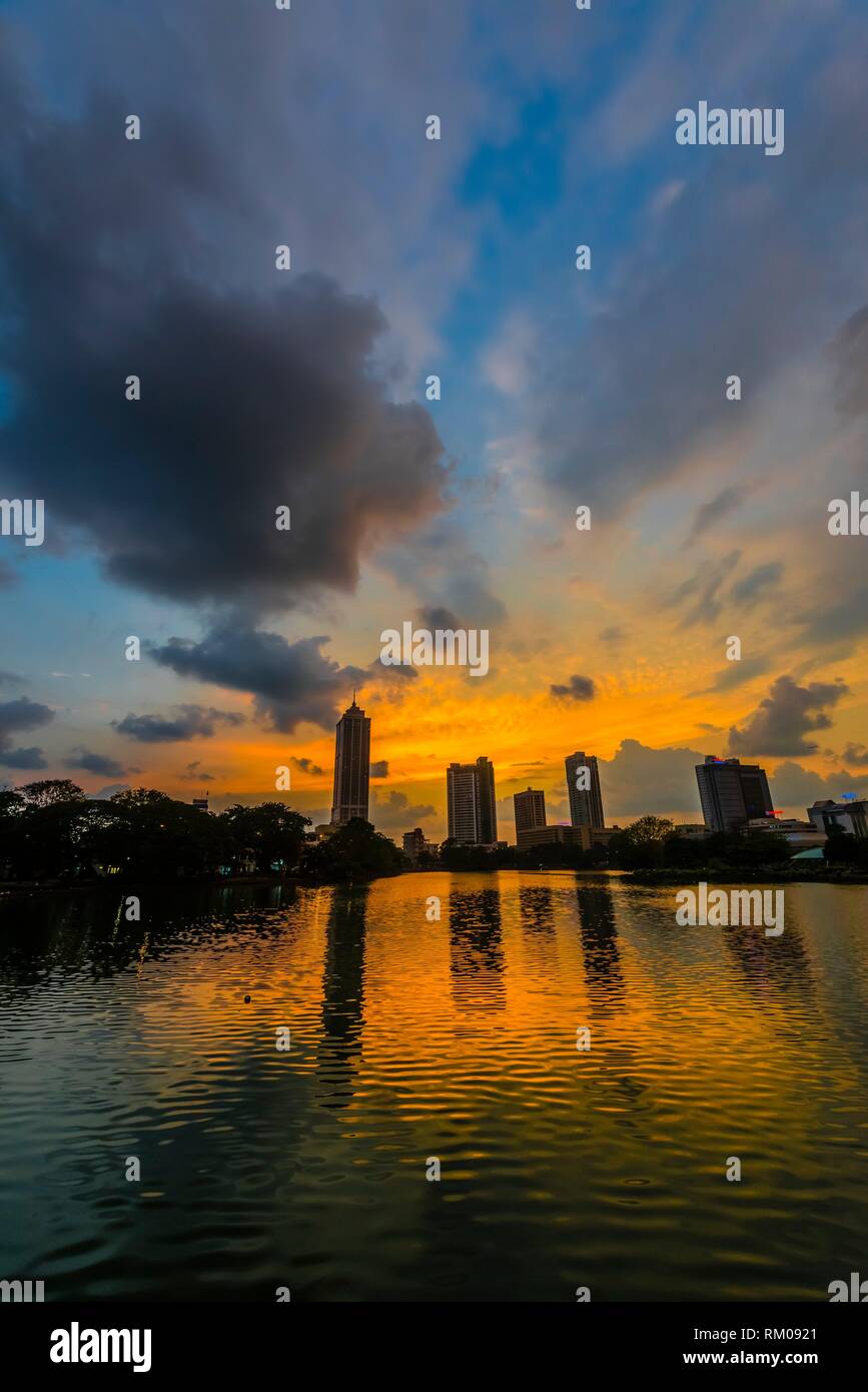 Colombo Sri Lanka Skyline High Resolution Stock Photography and Images ...