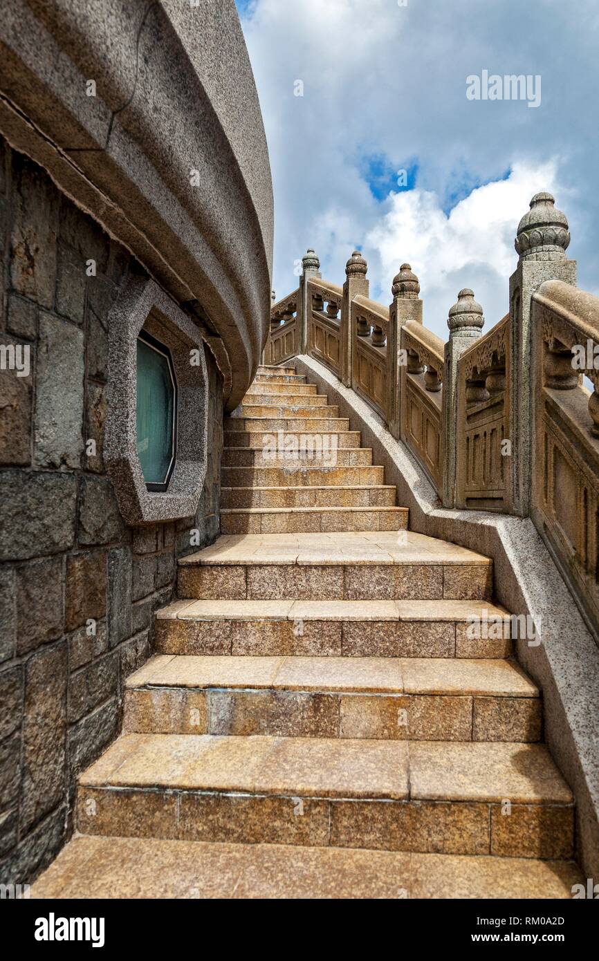 Big buddha hong kong staircase hi-res stock photography and images - Alamy