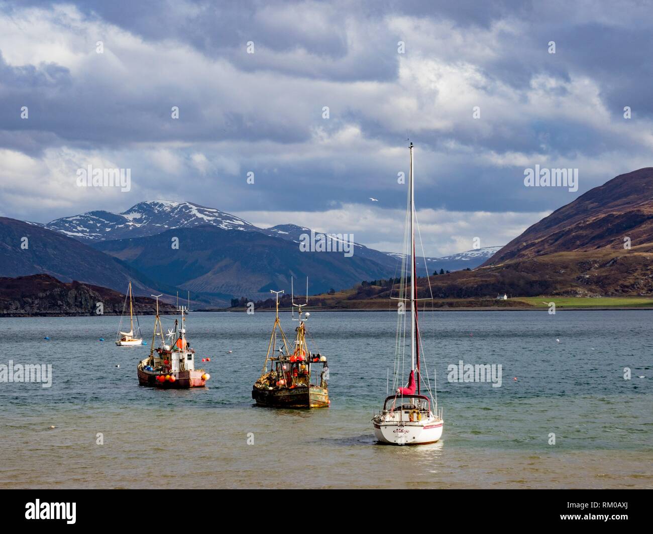 Ullapool hi-res stock photography and images - Alamy