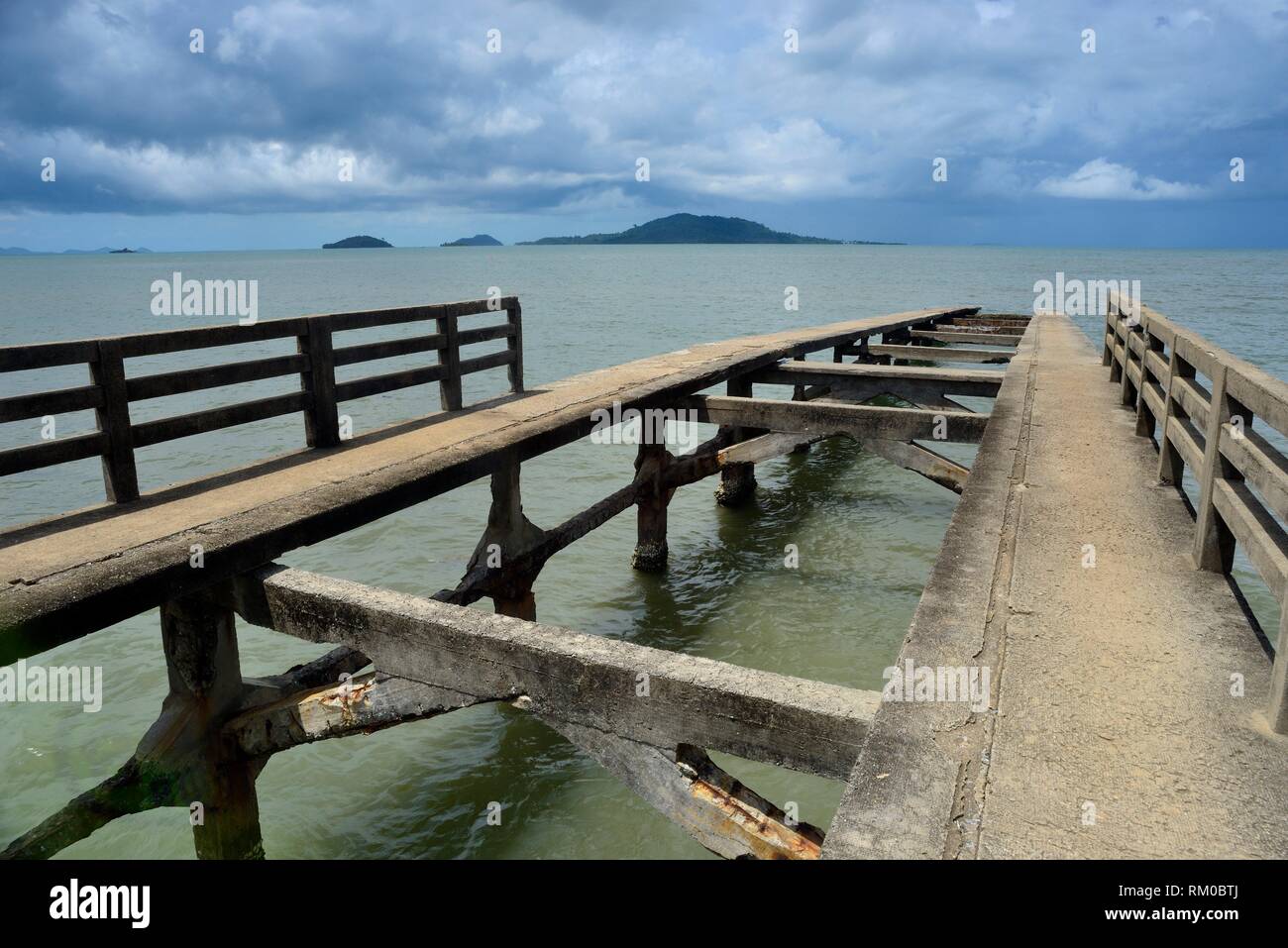 Kep beach hi-res stock photography and images - Alamy