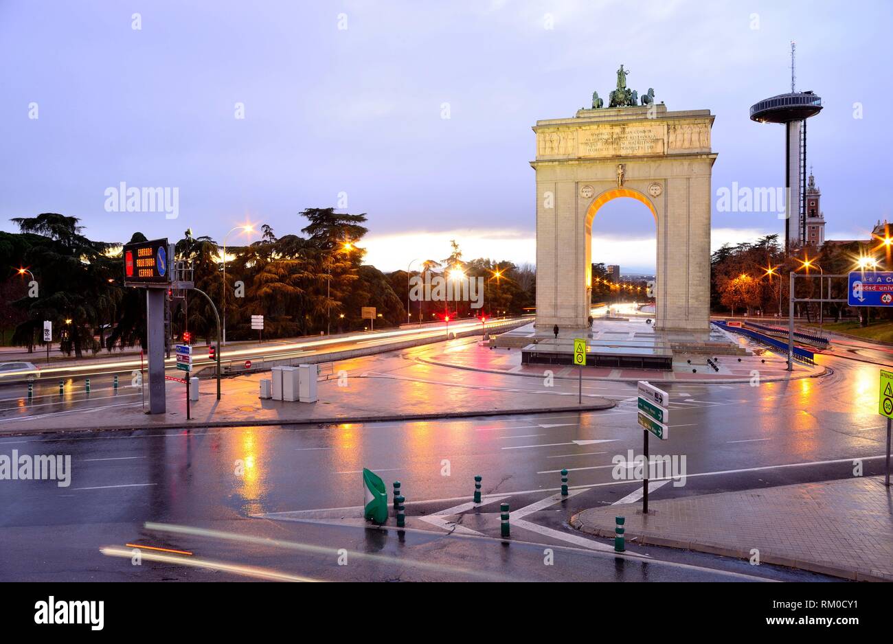 Moncloa madrid hi-res stock photography and images - Alamy