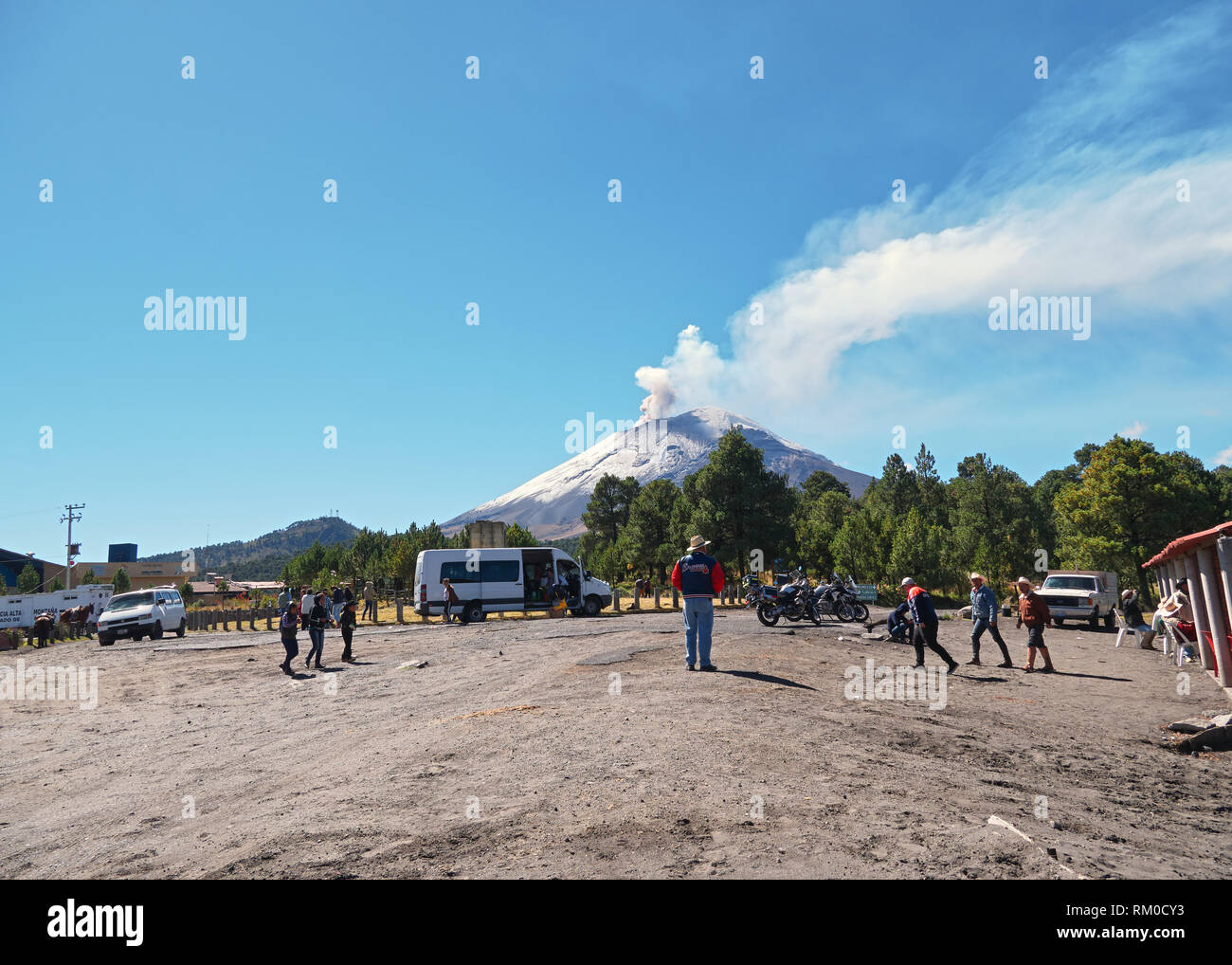 Mexican volcanoes hi-res stock photography and images - Alamy