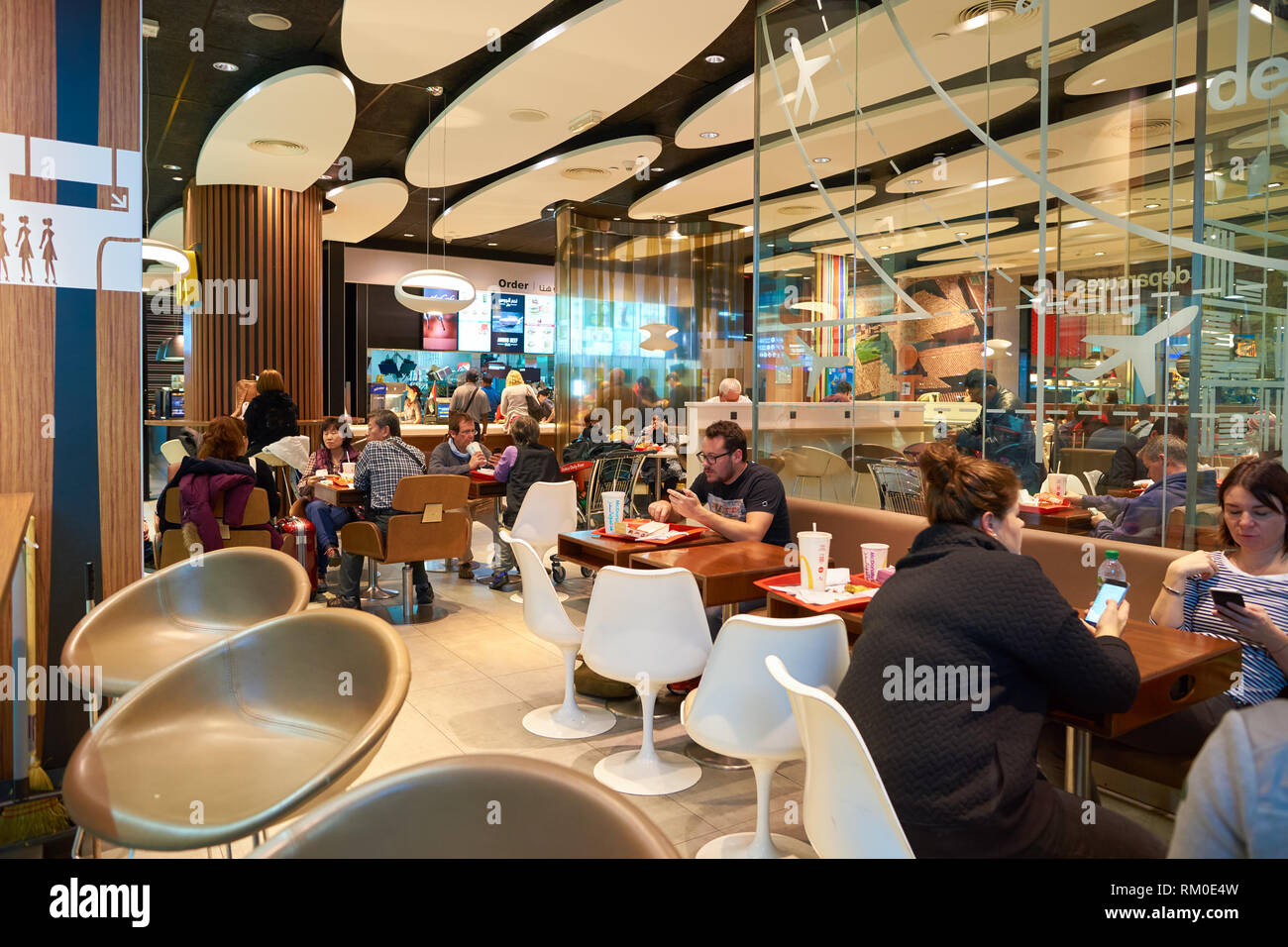 Uae Mcdonalds High Resolution Stock Photography and Images - Alamy