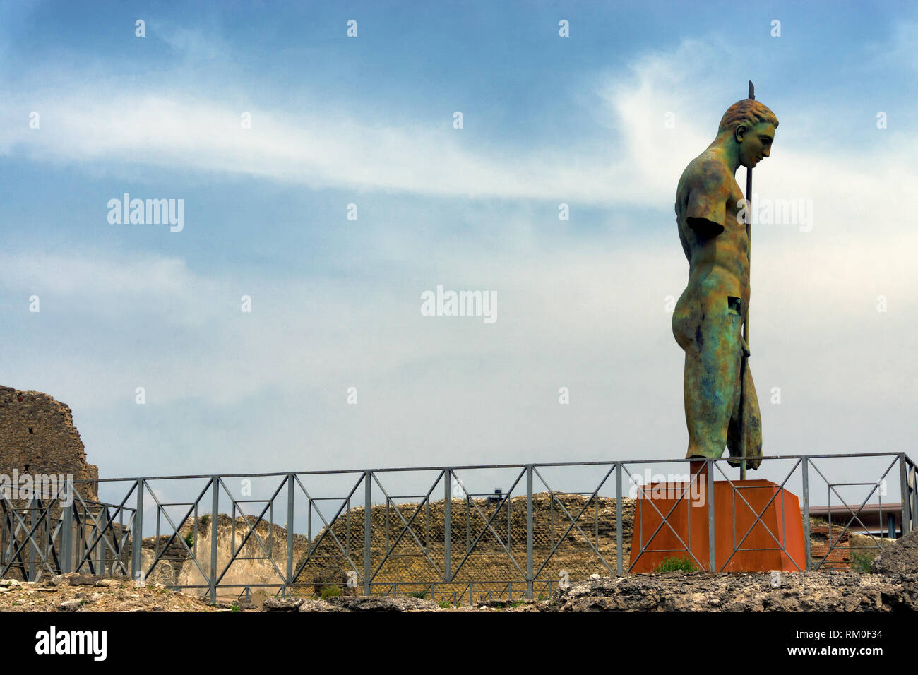 Daedalus statue hi-res stock photography and images - Alamy