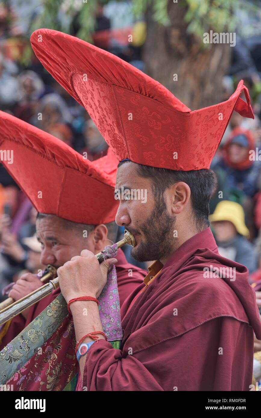 Tibetan Musician High Resolution Stock Photography and Images - Alamy