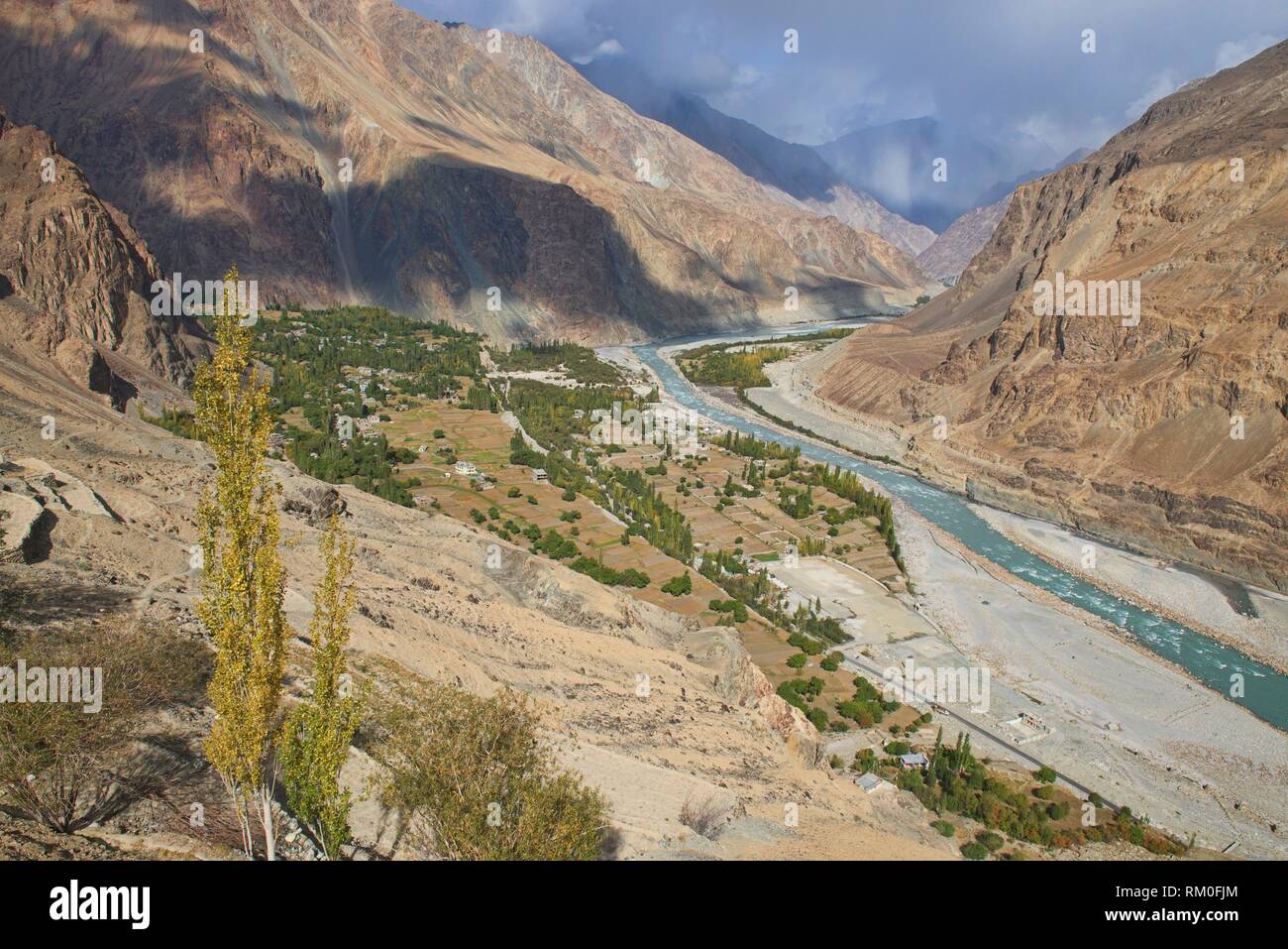 Shyok village hi-res stock photography and images - Alamy