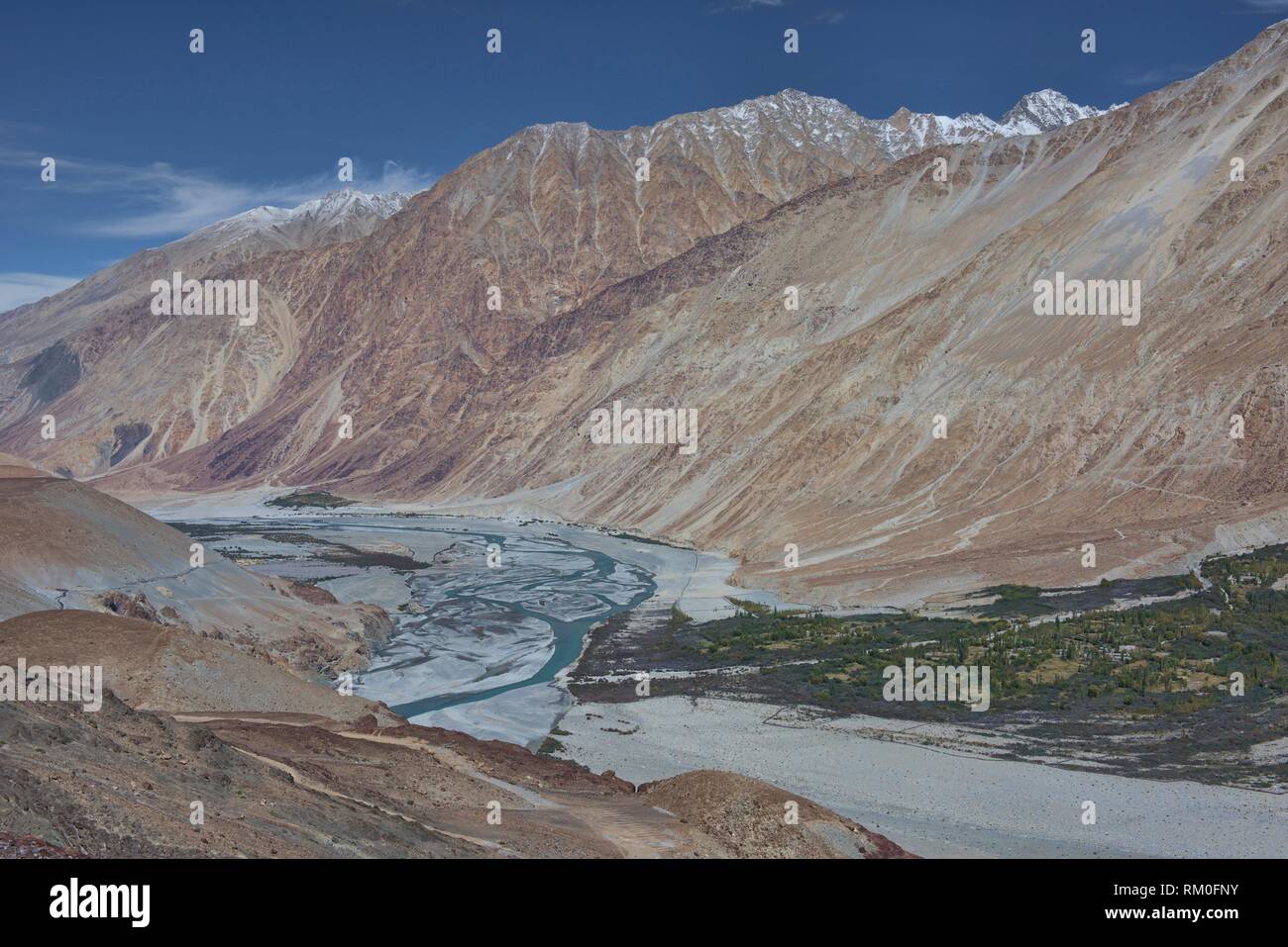 Shyok valley hi-res stock photography and images - Alamy