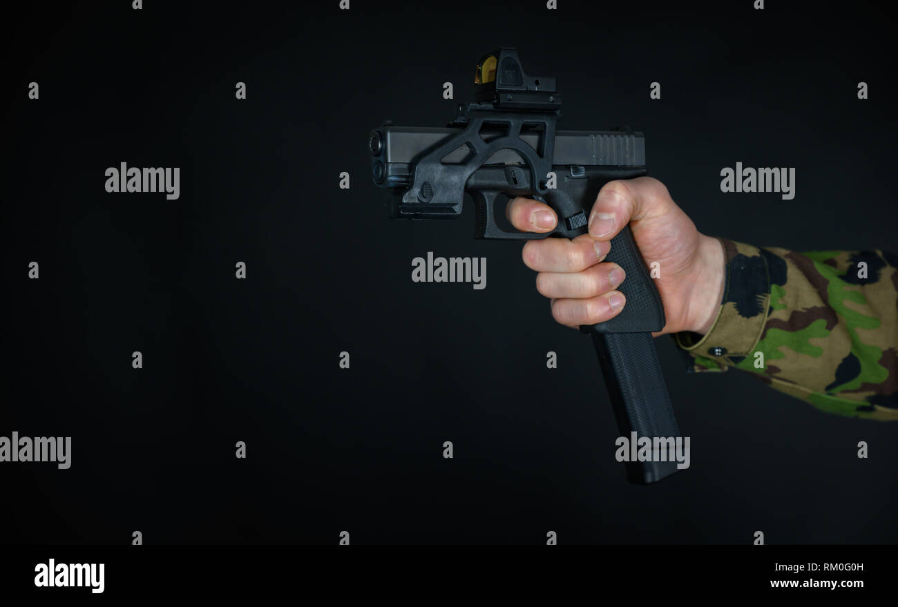 Red dot gun hi-res stock photography and images - Alamy