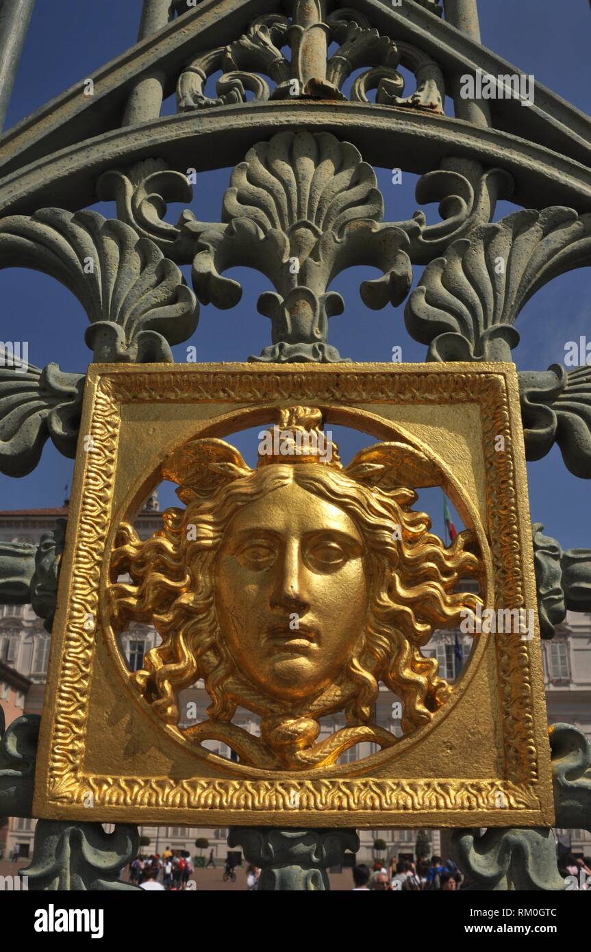 Medusa gate hi-res stock photography and images - Alamy
