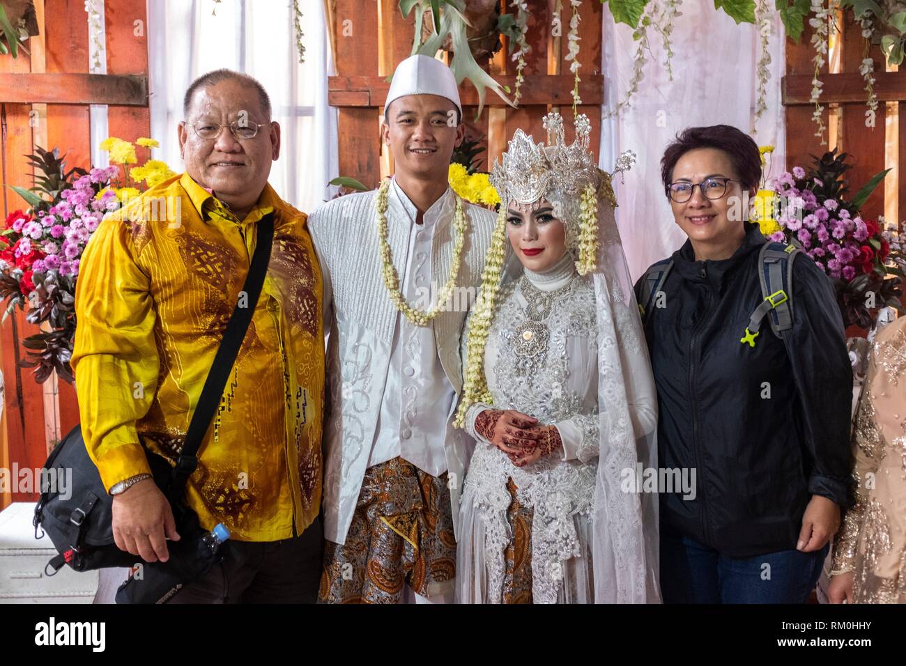 Java island wedding hi-res stock photography and images - Alamy