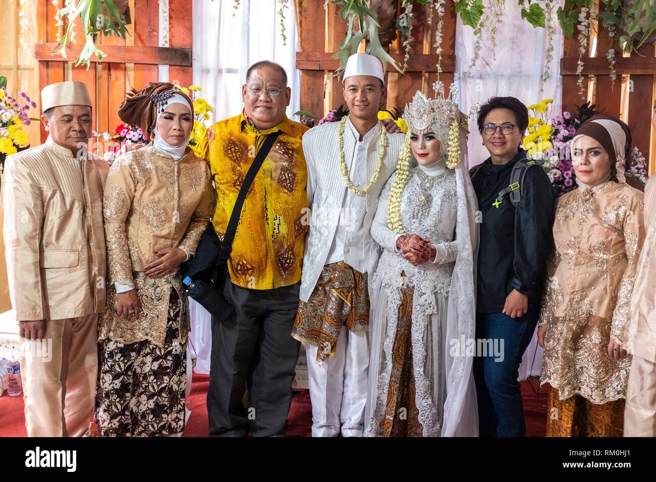 Java island wedding hi-res stock photography and images - Alamy