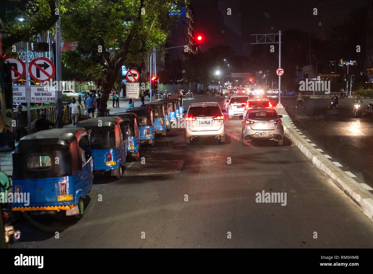 Asia traffic light hi-res stock photography and images - Alamy