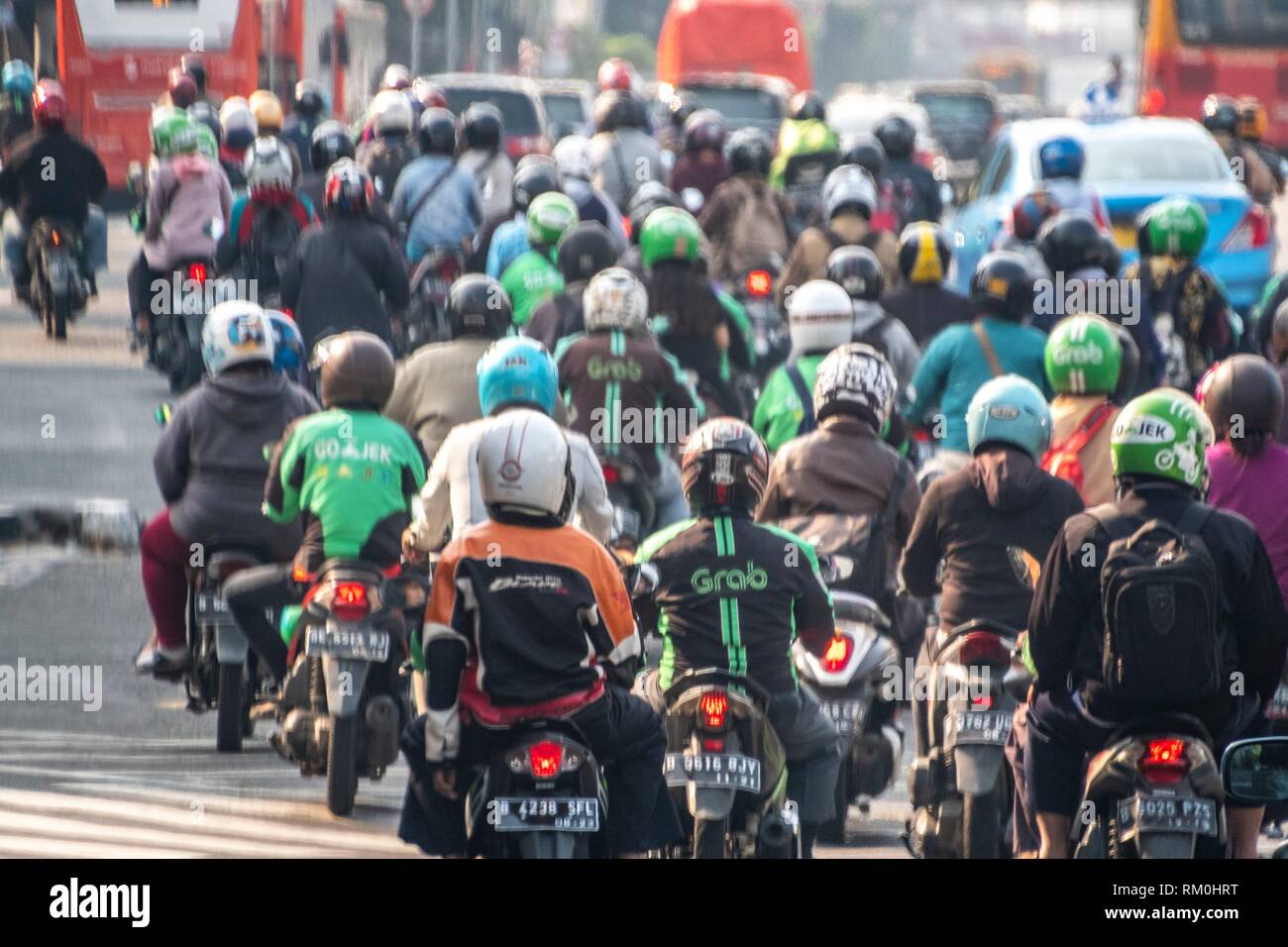 Grab service hi-res stock photography and images - Alamy