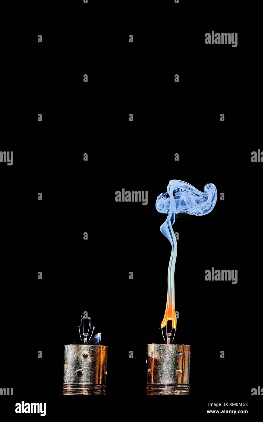 Black smoke flare hi-res stock photography and images - Alamy