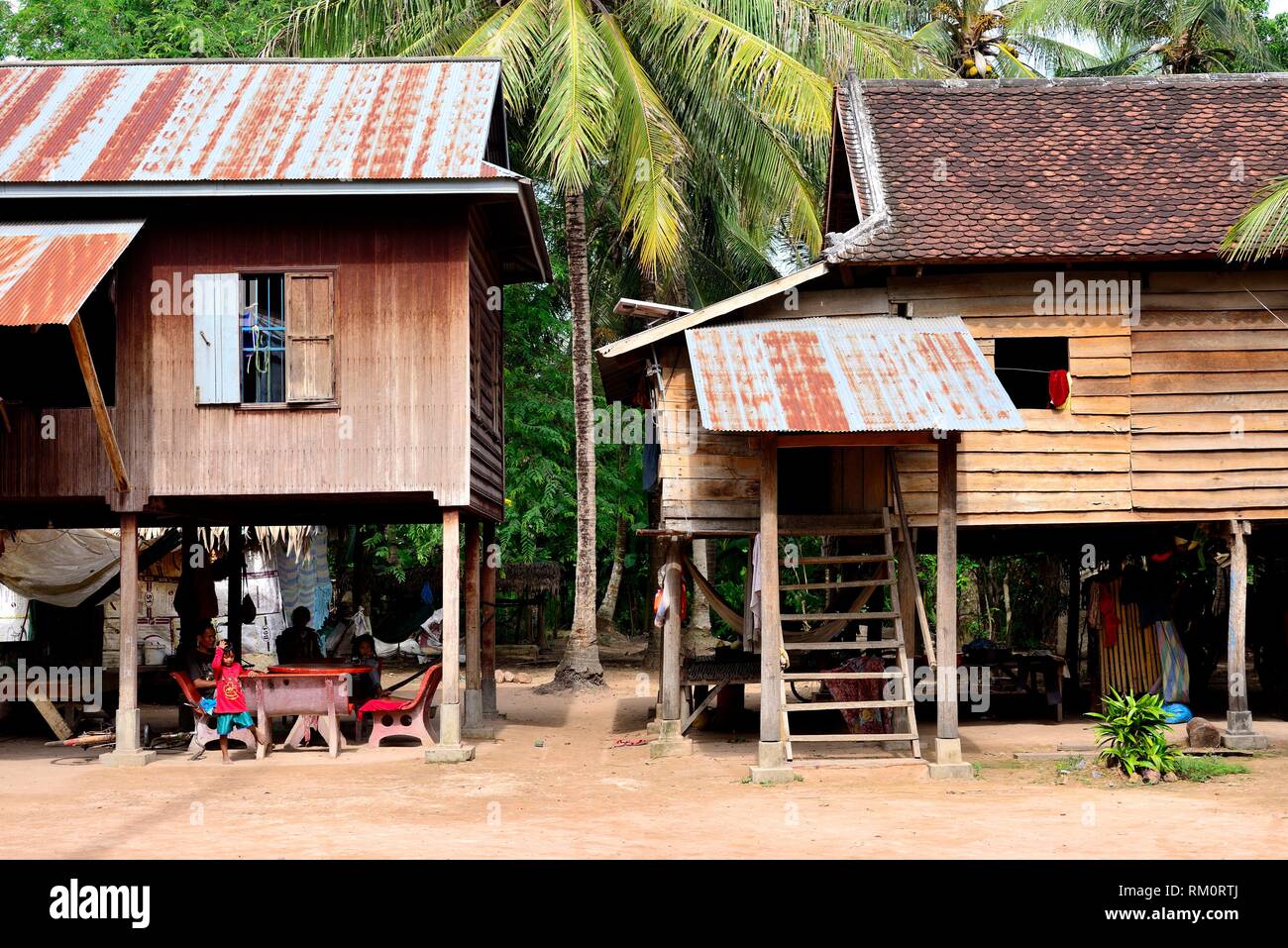 Traditional cambodian house hi-res stock photography and images - Alamy