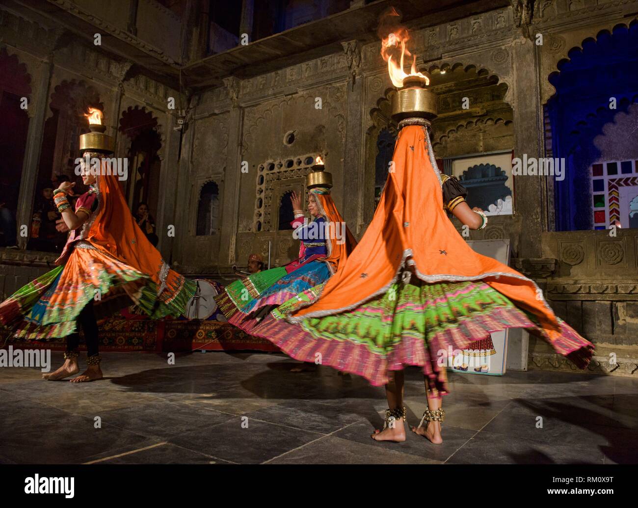 Indian women performing traditional dance hi-res stock photography and ...