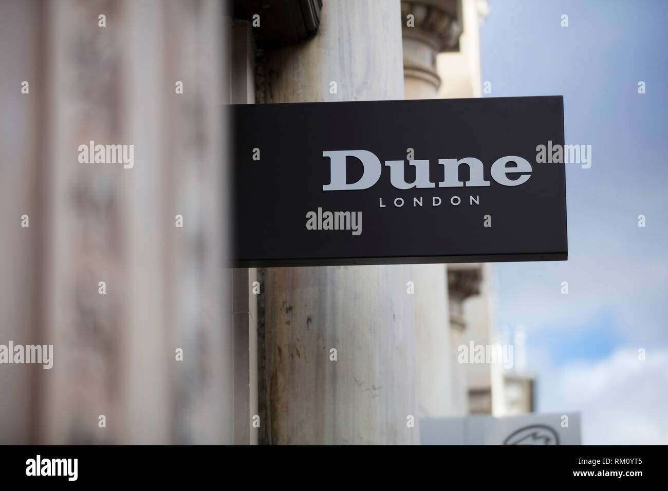 Dune shoes retail hi-res stock photography and images - Alamy