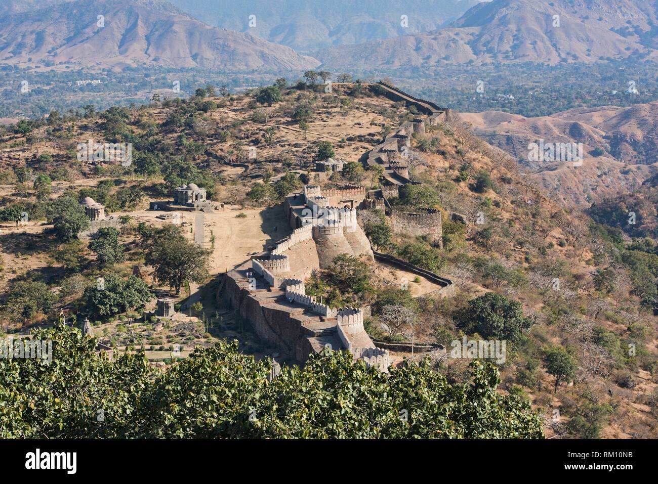 Kumbhalgarh fort india hi-res stock photography and images - Alamy