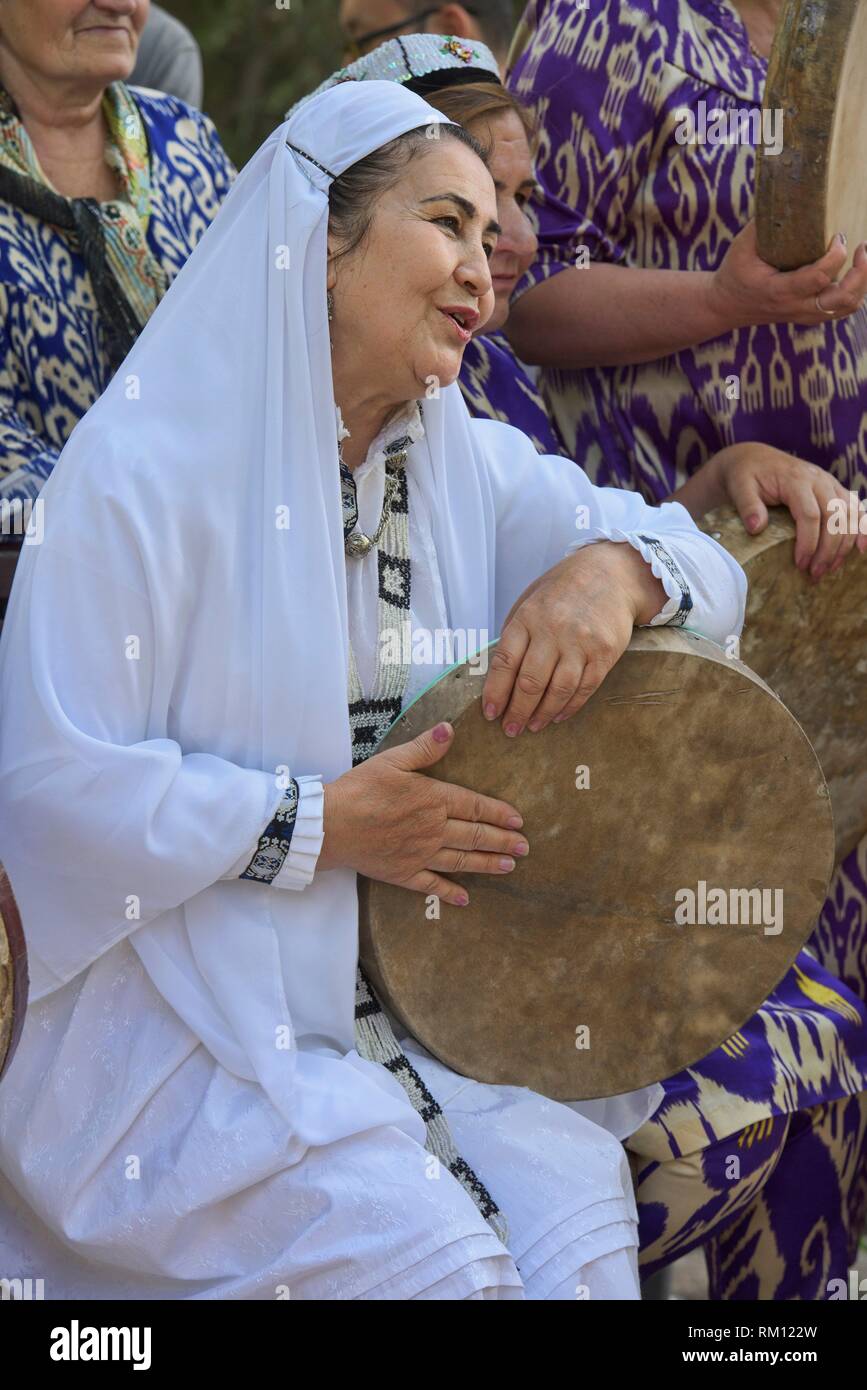 Pamiri people hi-res stock photography and images - Alamy