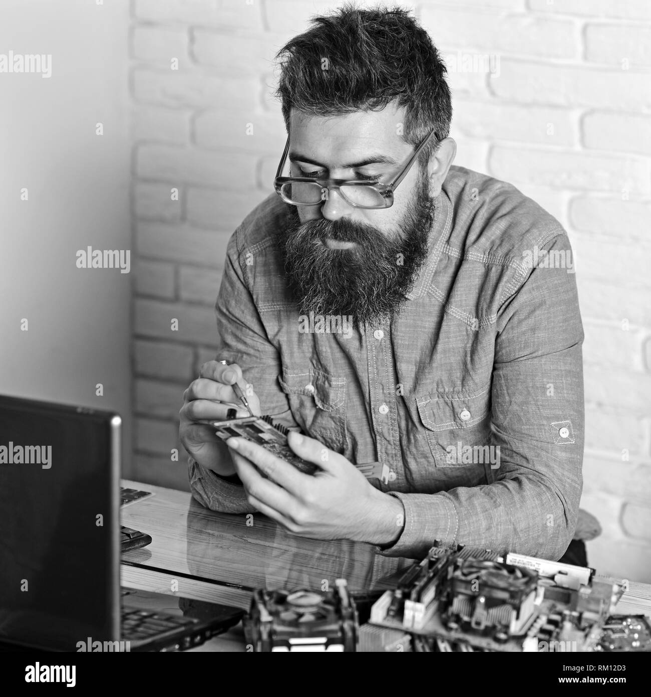 Lab chip Black and White Stock Photos & Images - Alamy