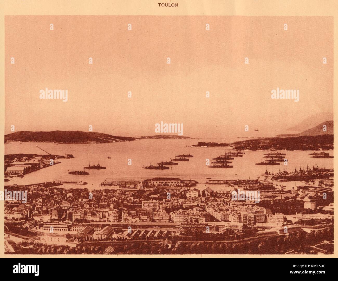 Roadstead ships hi-res stock photography and images - Alamy