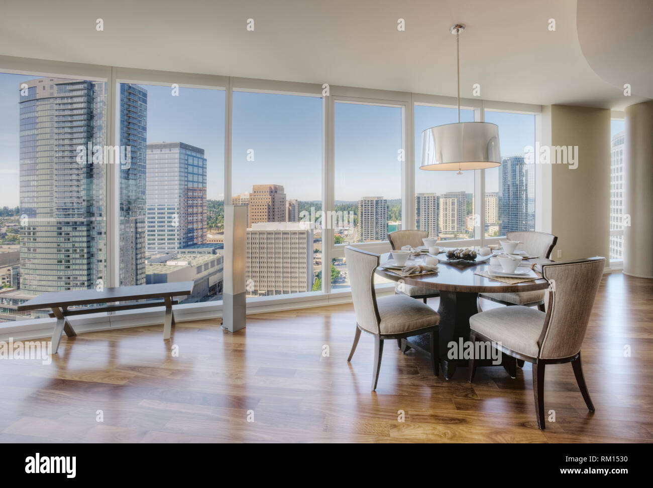 Furniture and architecture inside luxurious houses hi-res stock photography and images - Alamy