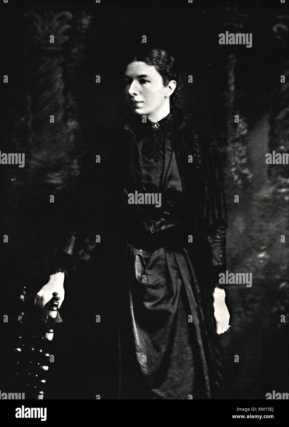 'Mrs. Humphrey Ward', 1890, (1914). Creator: W&D Downey Stock Photo - Alamy