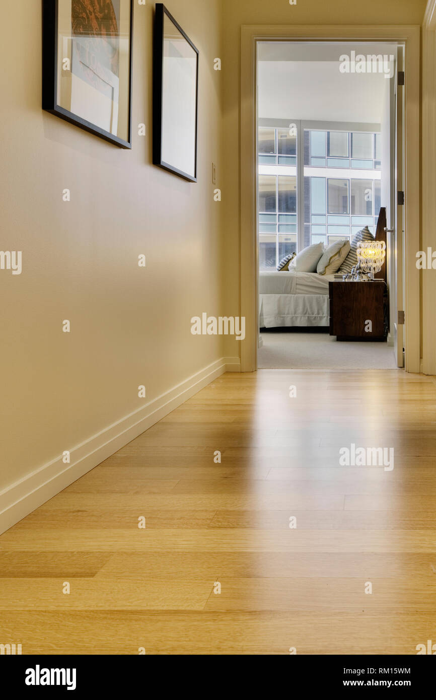 Interior hallway leading bedroom hi-res stock photography and images ...