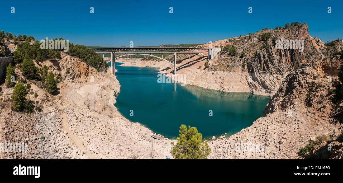 Community reservoir hi-res stock photography and images - Alamy