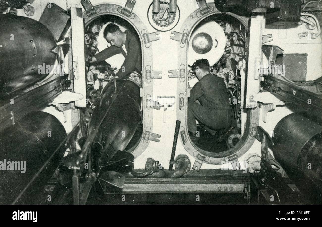 World War 2 Submarines Inside