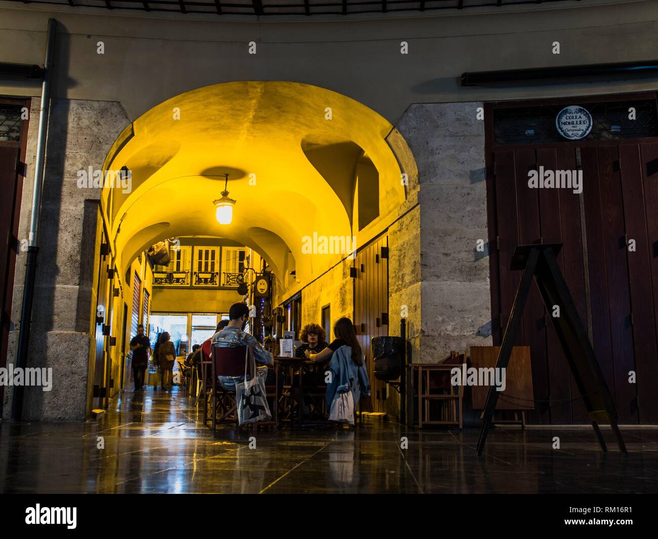 Plaza Redonda Valencia Stock Photos & Plaza Redonda Valencia Stock ...