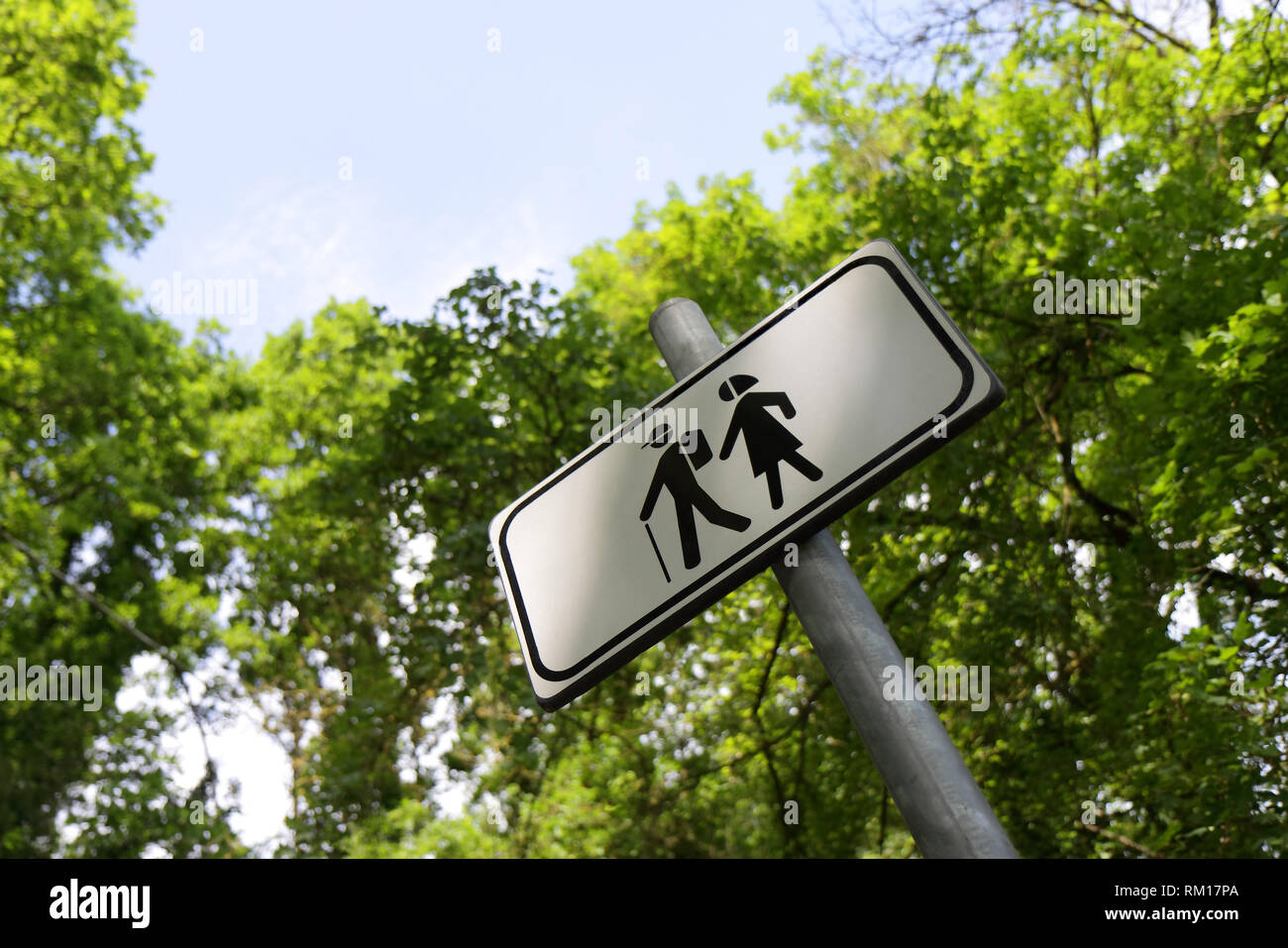 Sign signal legs woman hi-res stock photography and images - Alamy