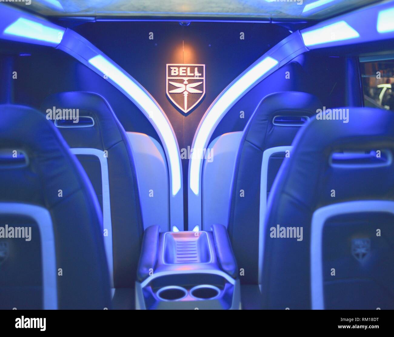 Bell Nexus "Flying Car" hybrid-electric vertical takeoff and landing ...