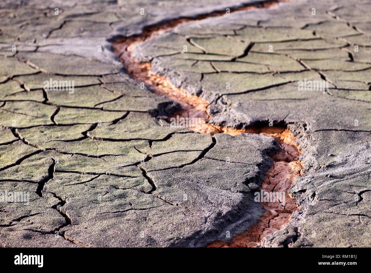 Rain groove hi-res stock photography and images - Alamy