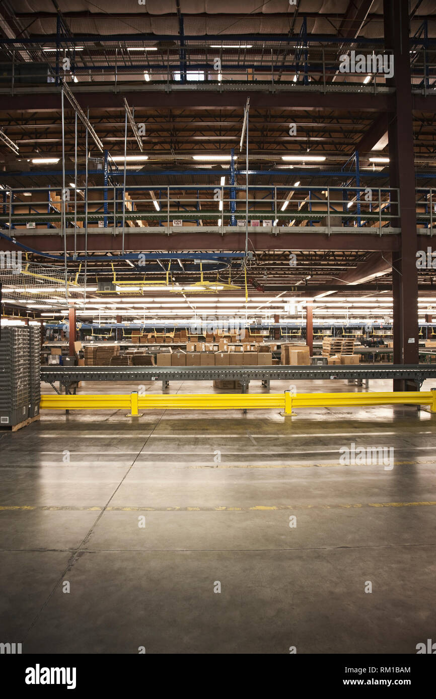Production line in warehouse Stock Photo - Alamy