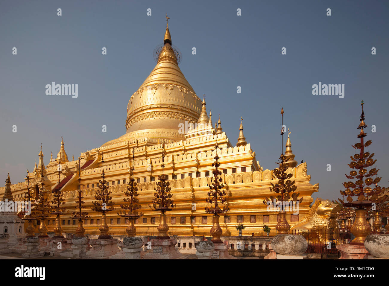 Shwezigon pagoda, Nyaung-U village, Bagan village area, Mandalay region ...