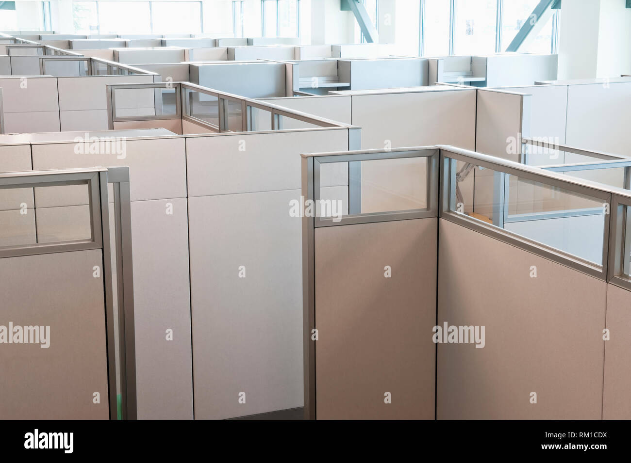 Cubicle overhead hi-res stock photography and images - Alamy