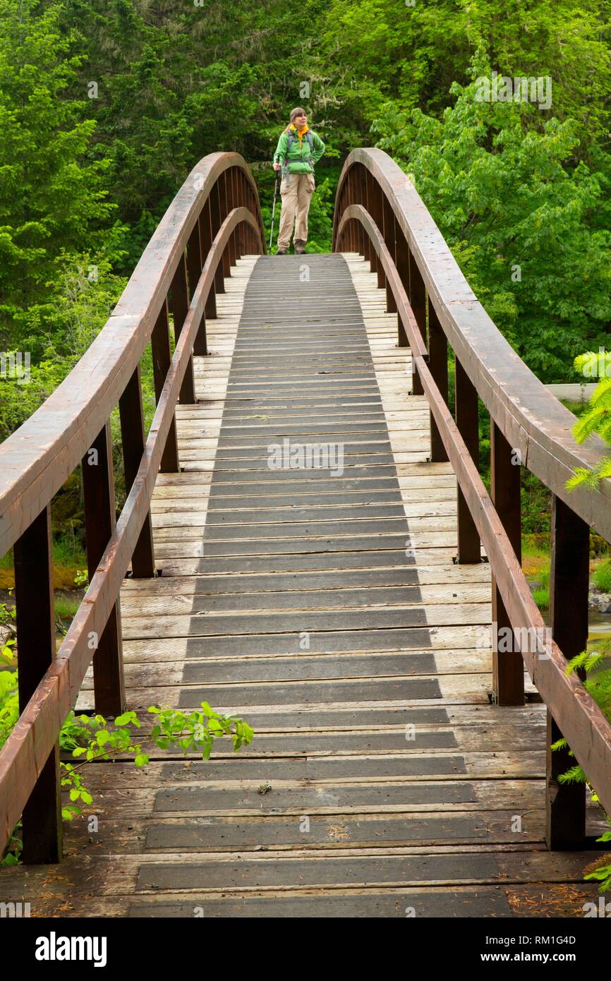 Bridge over land hi-res stock photography and images - Alamy