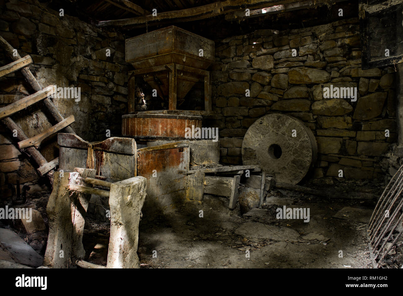 Water mill interior hi-res stock photography and images - Alamy