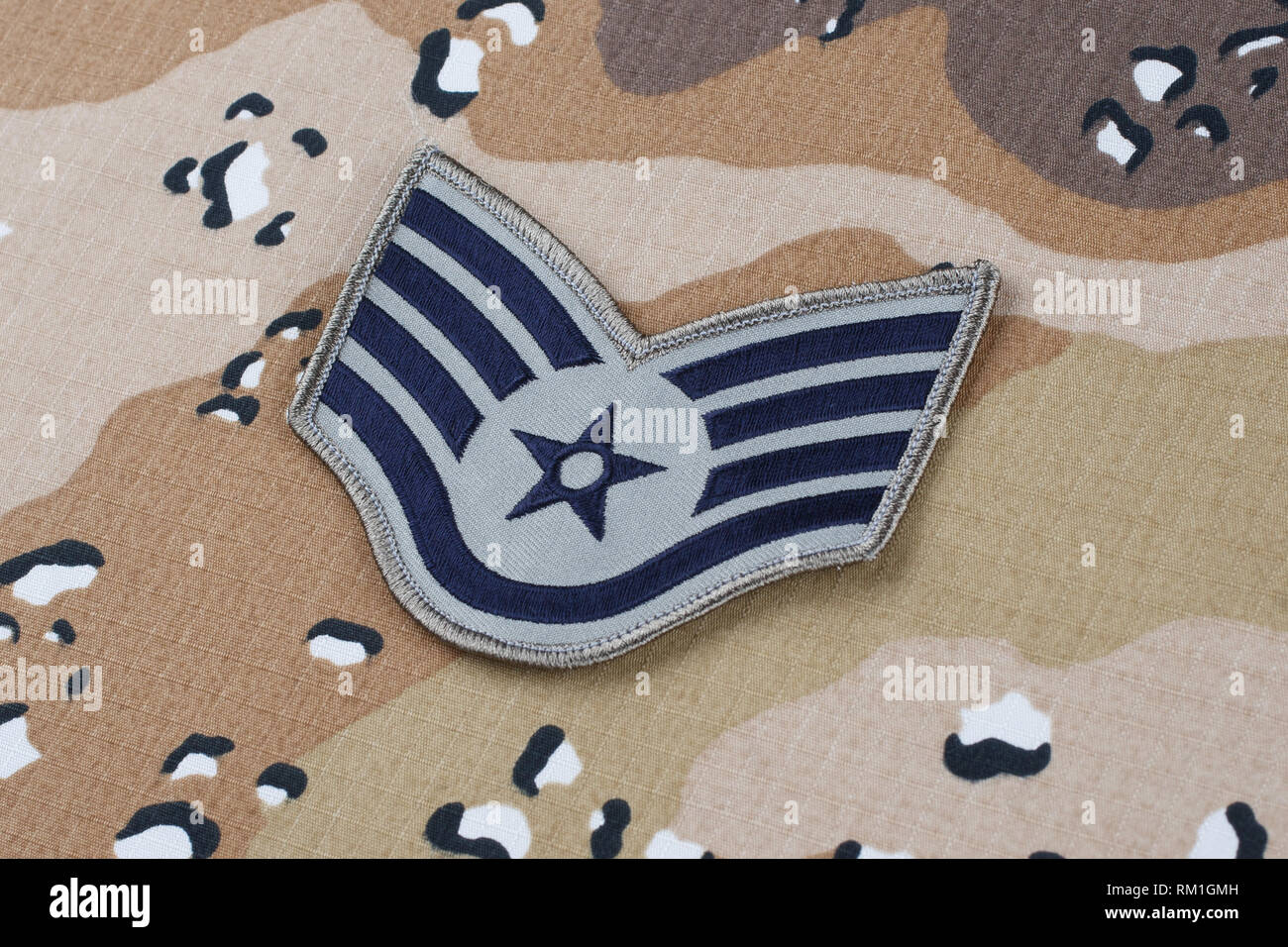 Desert battle dress uniform hi-res stock photography and images - Alamy