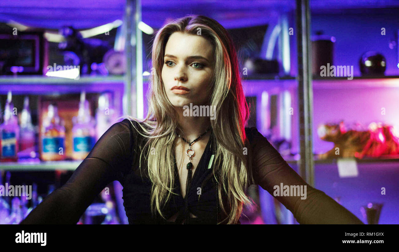 OUTLAWS, (aka 1%, aka ONE PERCENT), Abbey Lee, 2017. © A24 / courtesy ...