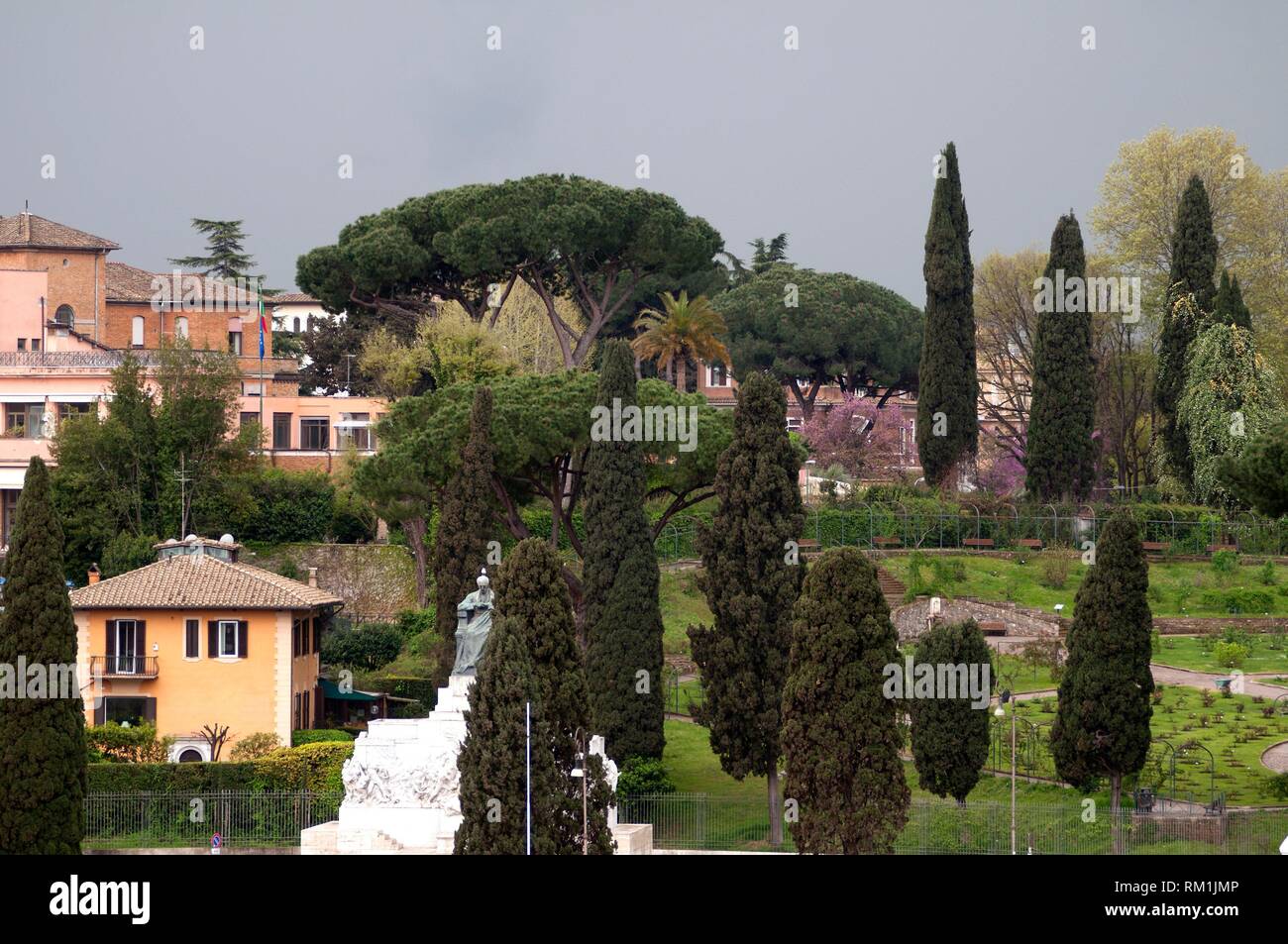 Italy residential district hi-res stock photography and images - Alamy